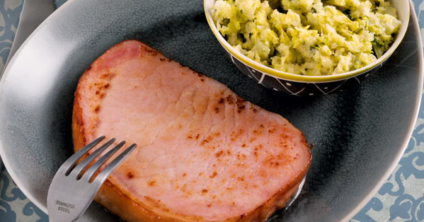 Kasseler Rippchen mit Rahmwirsing Rezept | Küchengötter