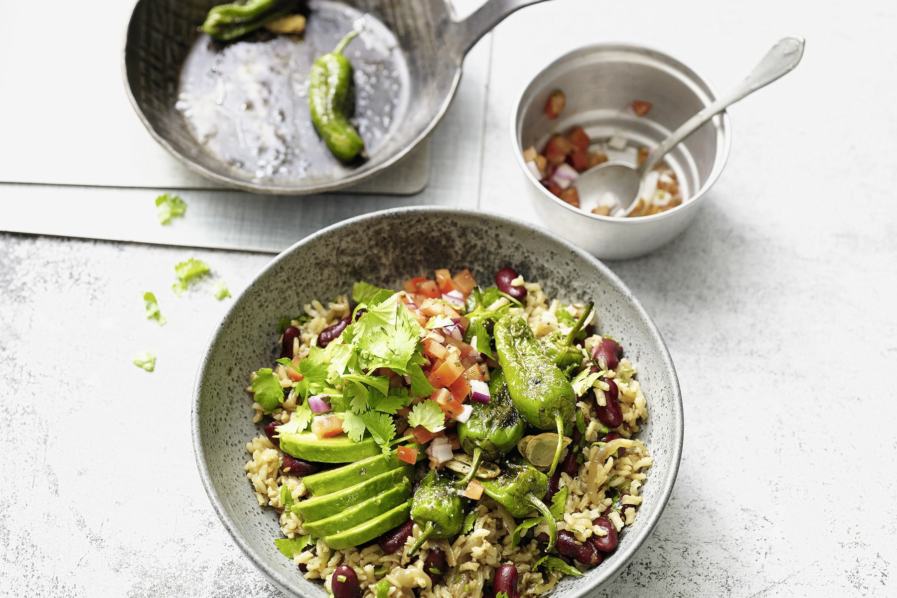 Mexiko-Bowl mit Reis und Bohnen Rezept | Küchengötter