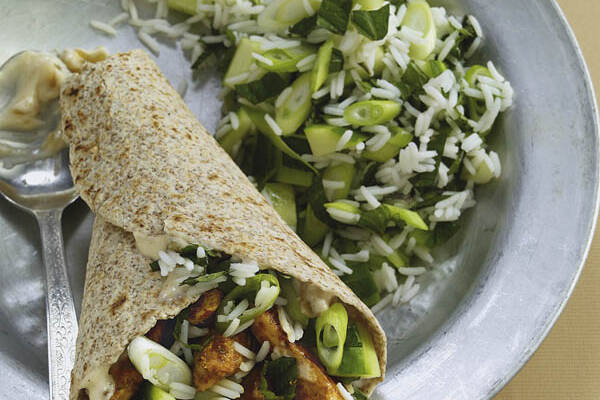Hähnchencurry-Wraps mit Reis Rezept | Küchengötter