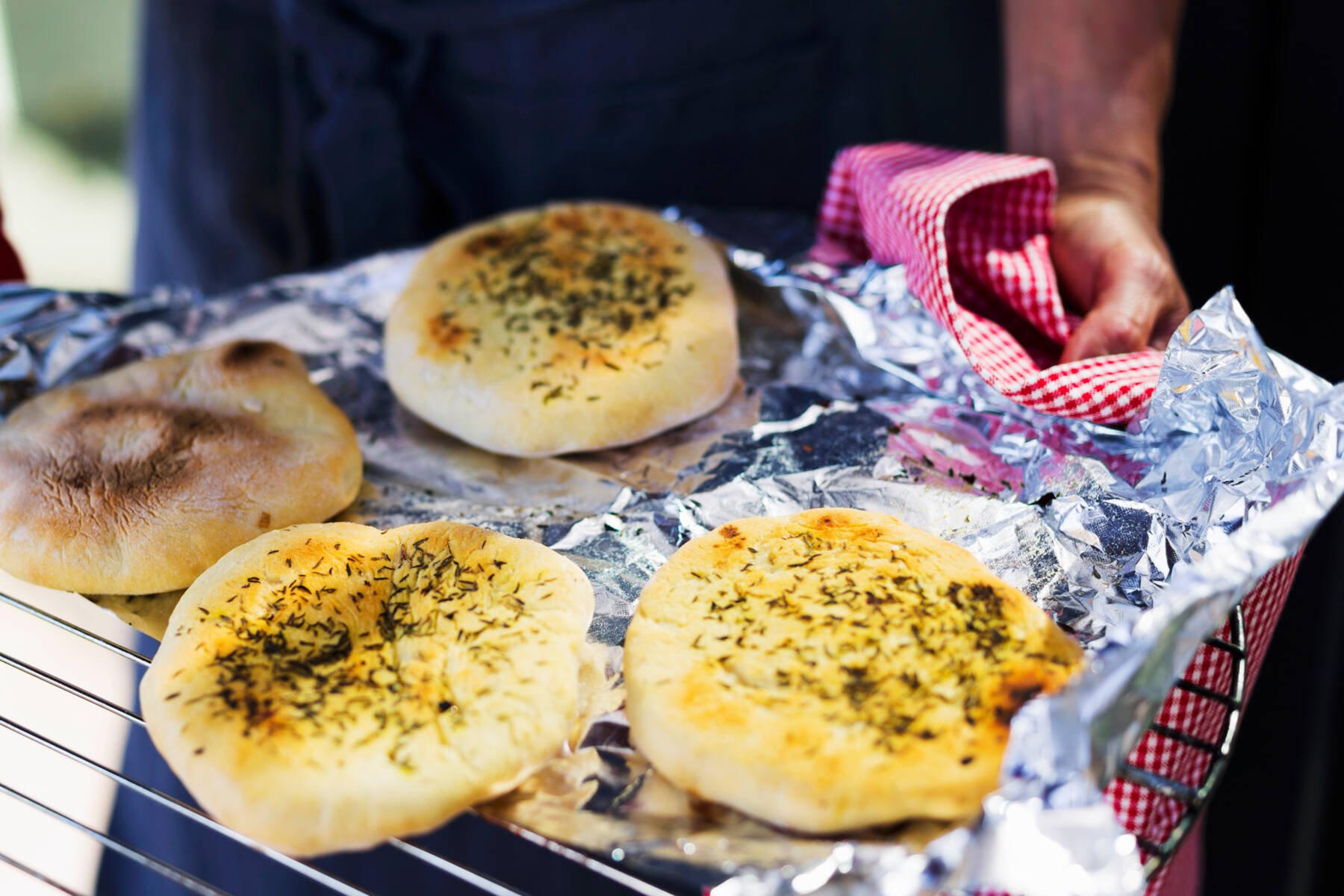 Mini-Focaccia vom Grill Rezept | Küchengötter