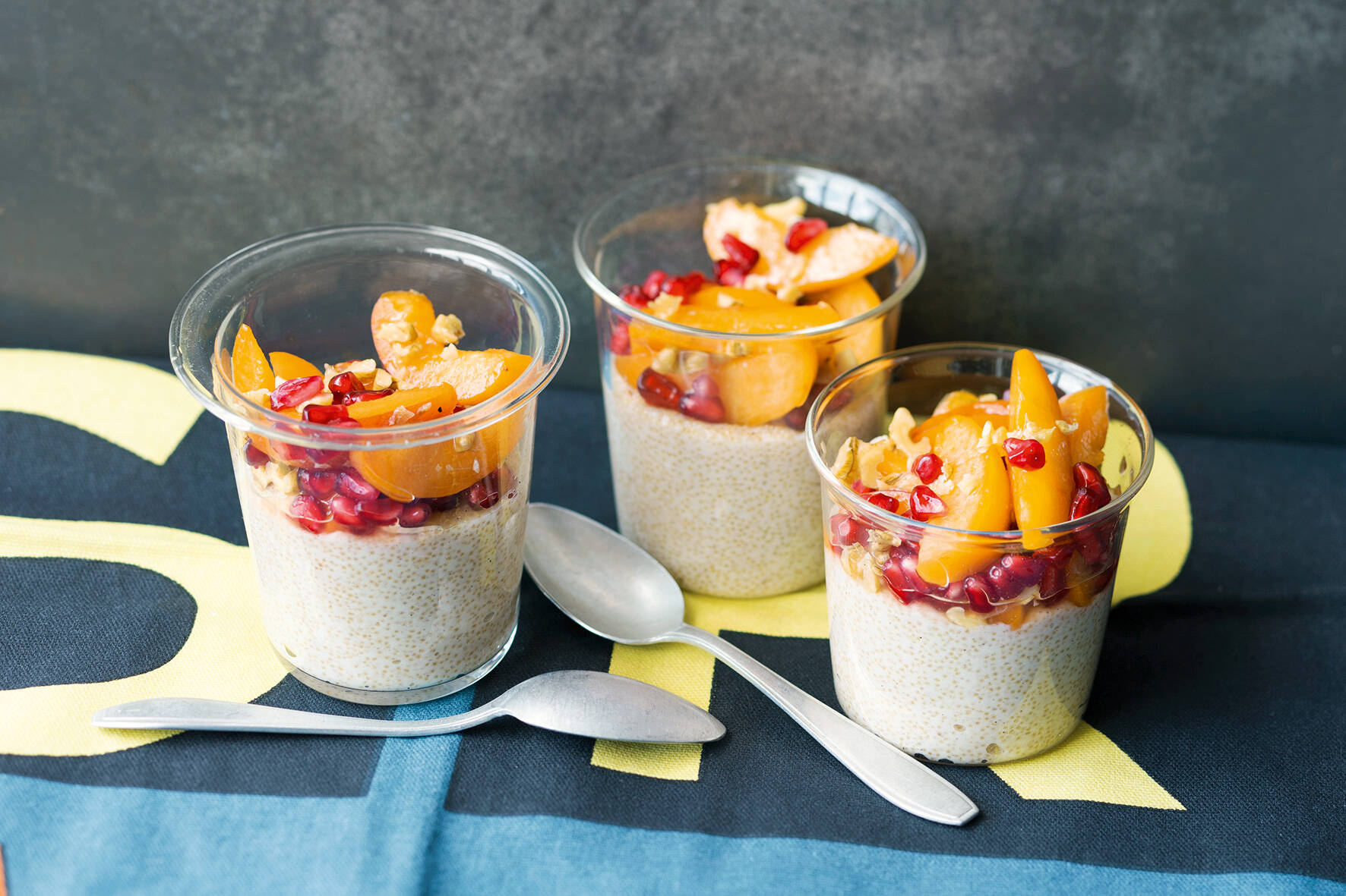 Veganer Amaranthpudding mit Obstsalat Rezept | Küchengötter