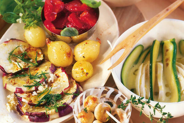 Kleines Antipasti-Büfett Rezept | Küchengötter