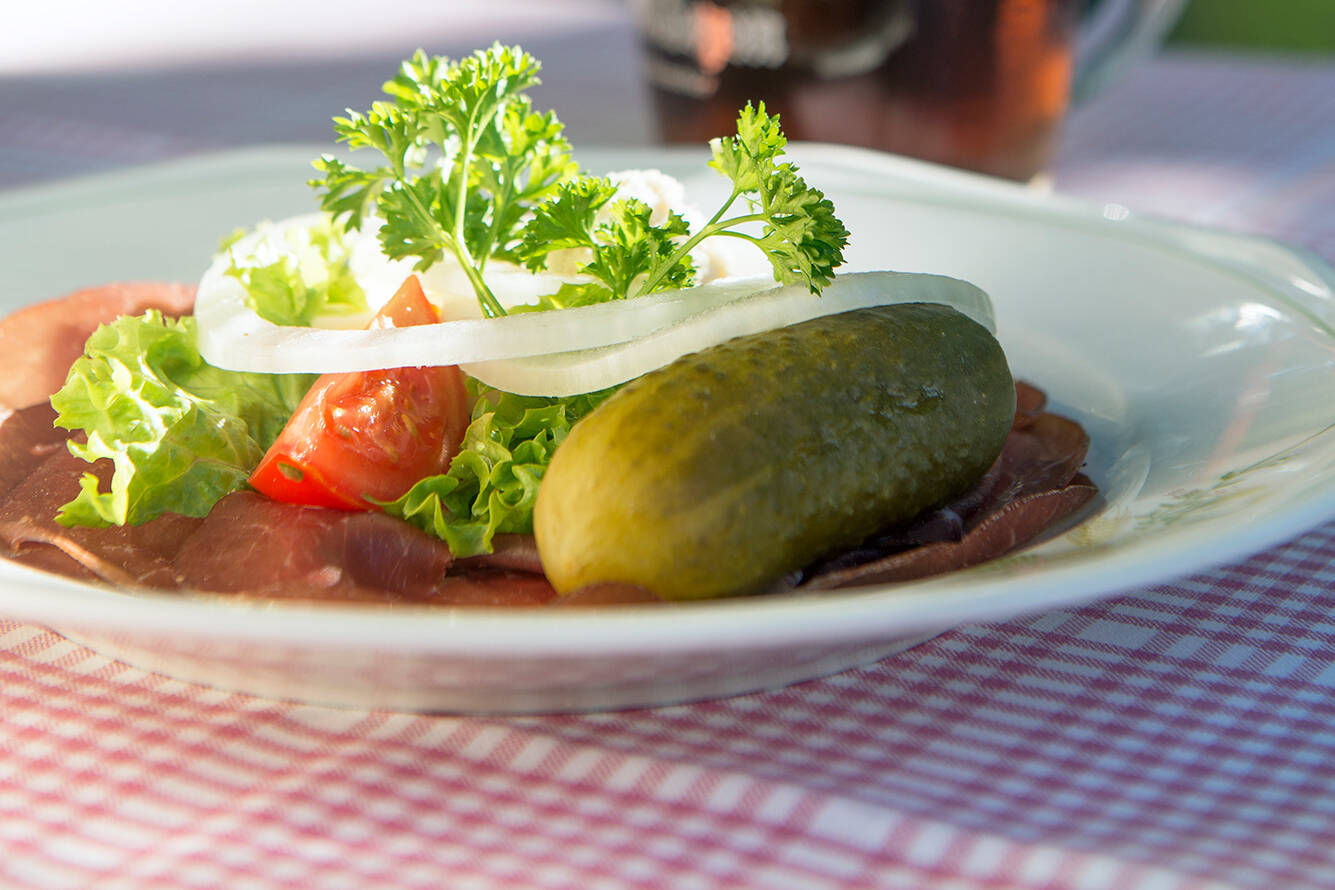 Biergarten-Rezepte - Obatzda, Brezeln und “a Mass” | Küchengötter