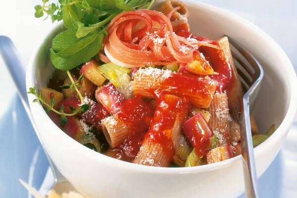 Auberginen-Pasta mit Schinken Rezept | Küchengötter