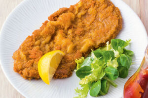 Wiener Schnitzel mit Preiselbeeren Rezept | Küchengötter
