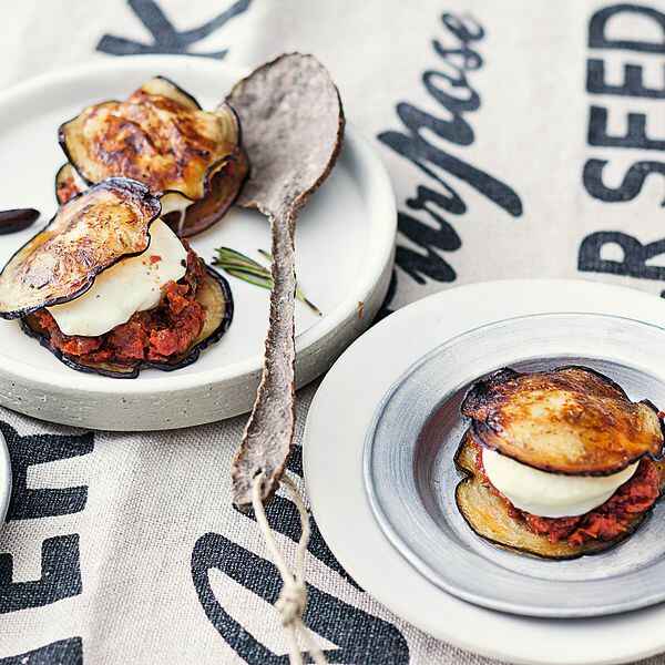 Auberginen-Chips mit Ziegenfrischkäse Rezept | Küchengötter