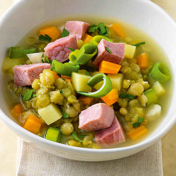 Schneller Erbseneintopf mit Räuchertofu Rezept | Küchengötter