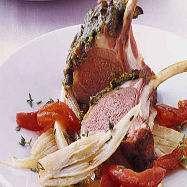 Lammkarree mit Olivenbutter Rezept | Küchengötter