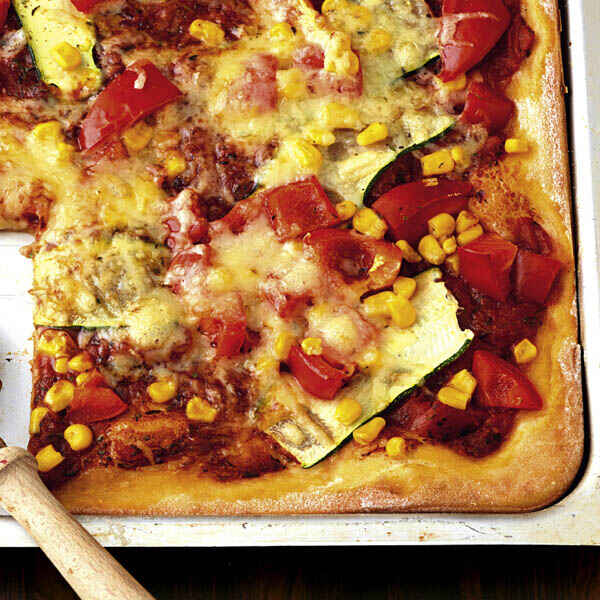 Schnelle Gemüse-Pizza Rezept | Küchengötter