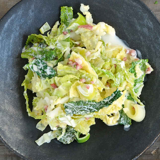 Rahmwirsing mit Speck Rezept | Küchengötter