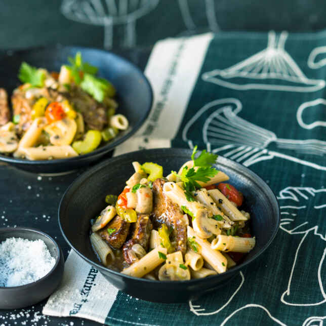 Gebratenes Rinderfilet mit Sellerie-Salsa und Süßkartoffelstampf Rezept ...