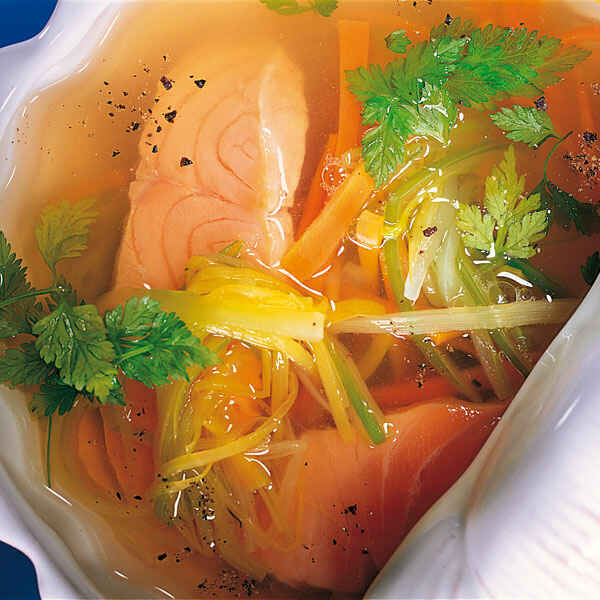 Fischsuppe mit Safran Rezept | Küchengötter