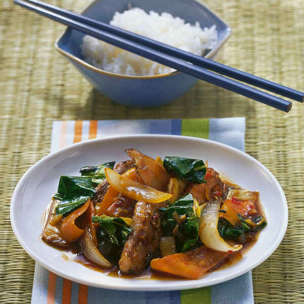 Wok-Ente mit Zucchini Rezept | Küchengötter