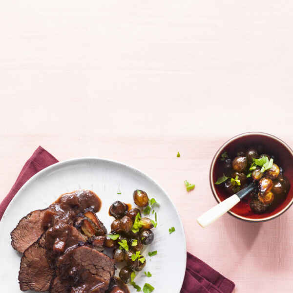 Brasato al Barolo mit Balsamico-Zwiebeln Rezept | Küchengötter