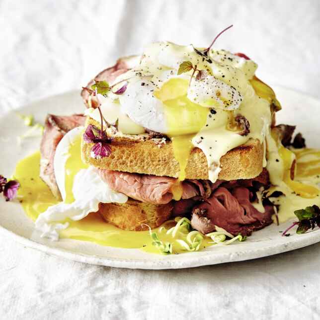 French Toast mit Hüttenkäsesalat Rezept | Küchengötter