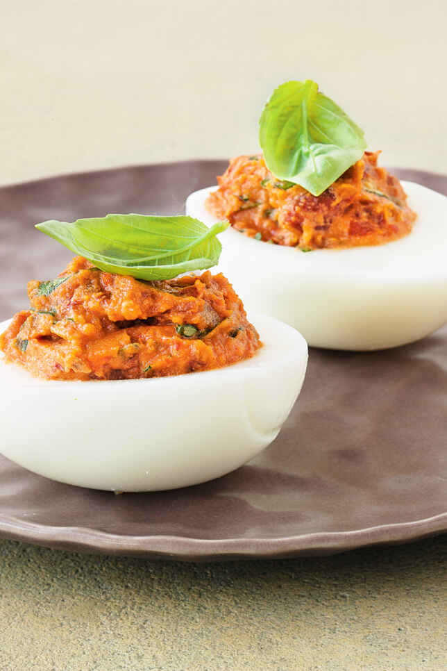 Gefüllte Eier - Rezepte für den Buffet-Klassiker | Küchengötter