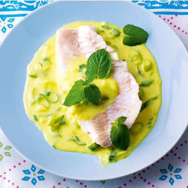 Rotbarsch mit Kokos-Curry-Sauce Rezept | Küchengötter