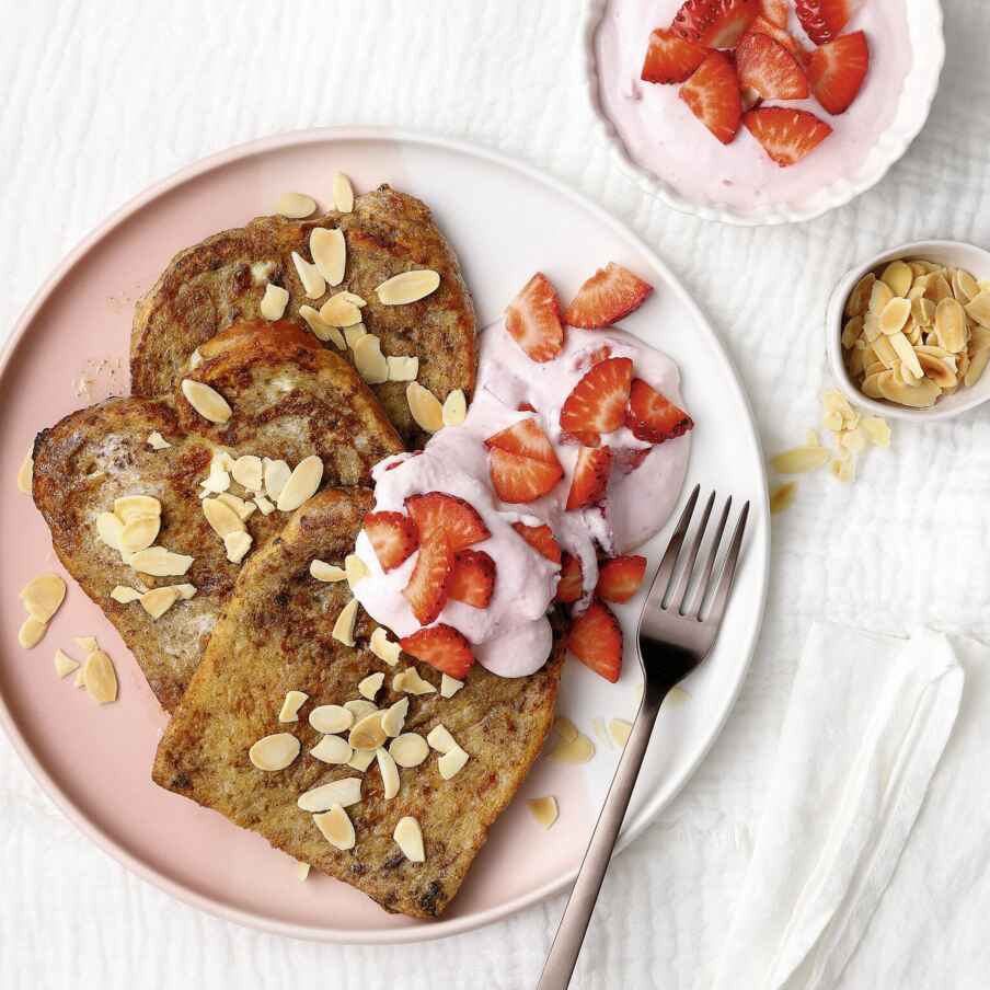 Zuckerfreies French Toast mit Erdbeerquark Rezept | Küchengötter