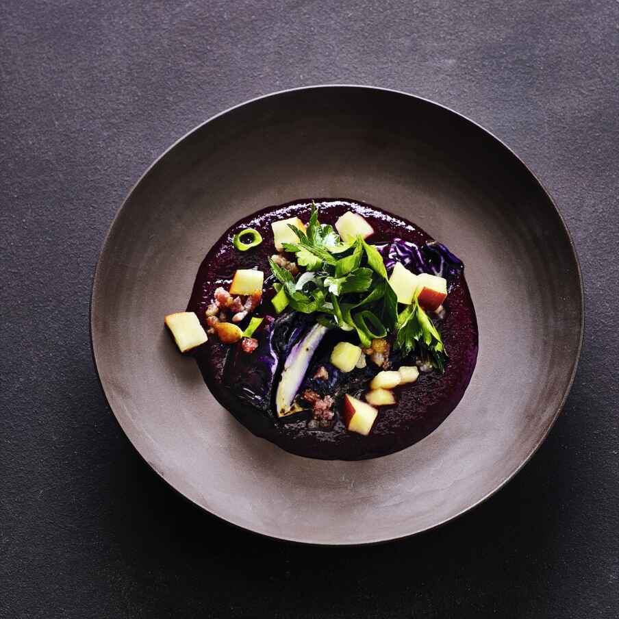 Rotkohl mit Apfel-Bacon Salat Rezept | Küchengötter