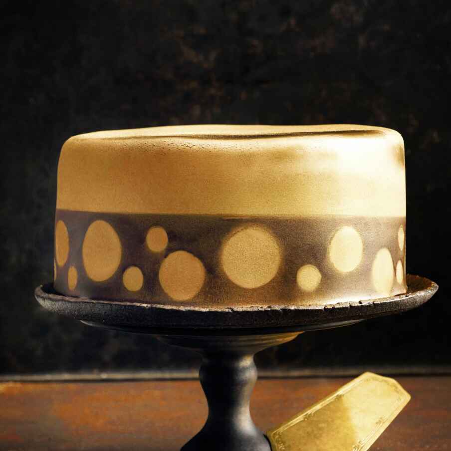 Goldene Torte mit Karamellcreme (Motivtorte mit Bild) | Küchengötter