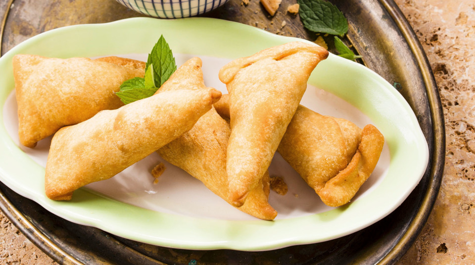 Indisch kochen: 50 Rezepte für kalte und warme Vorspeisen aus Indien ...