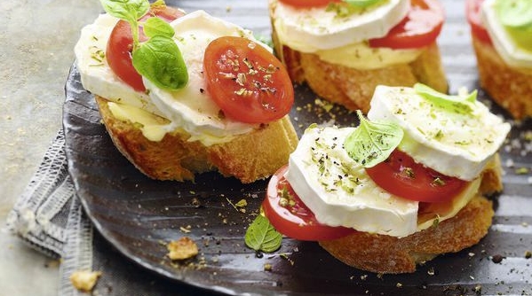 Canapé Rezepte - exquisite kleine Häppchen für deine nächste Feier ...
