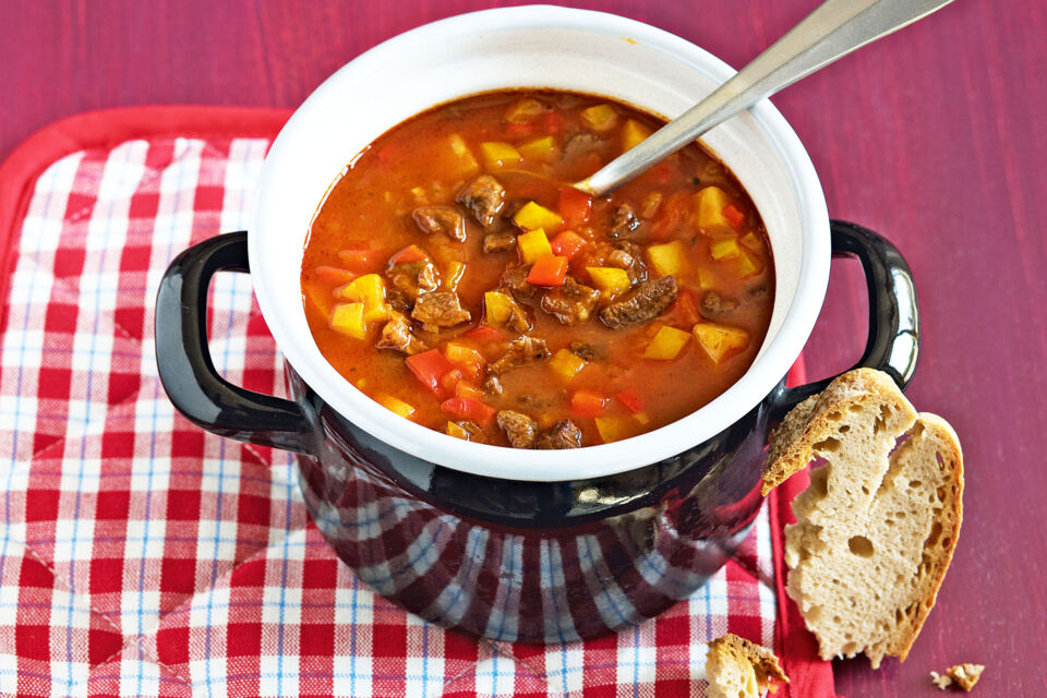 13 leckere Rezepte für Gulaschsuppe | Küchengötter